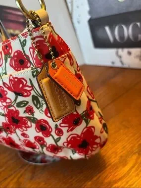 Bags | Coach Poppy Floral Print Pocket Swing Bag Euc Coa | Poshmark
